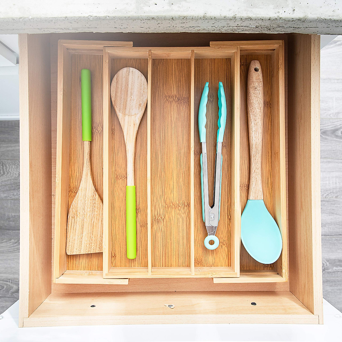 Coheden Bamboo Expandable Drawer Organizer Premium Cutlery and Utensil Tray - Multifunctional Organizer Fits With All Drawer Sizes - 100% Pure Bamboo (Medium (3-5 Compartments))