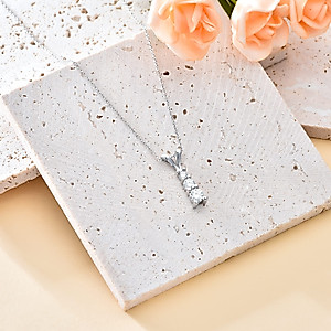 Moissanite Pendant Necklace for Women 1.5CT 18K White Gold Plated Silver D Color Brilliant Cut Moissanites Jewelry Gift for Her, Wife Mom Girl 18"-20"