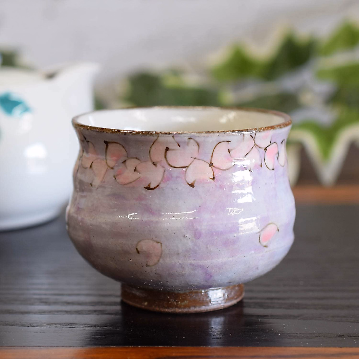 Kutani Yaki(ware) Japanese Yunomi Tea Cup Flower