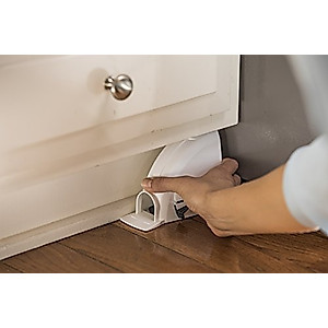 Tomcat Kill & Contain Mouse Trap