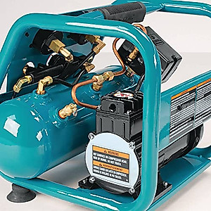 Makita AC001 Compact Air Compressor