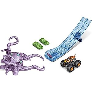 Hot Wheels Monster Trucks Octo-Slam Hero Playset with 1:64 Scale Die-cast Tiger Shark Vehicle, 2 Crushable Cars & Launcher, Gift for Kids Ages 3 to 8 Years Old
