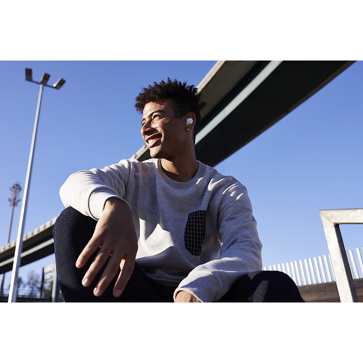 JBL LIVE 300, Premium True Wireless Headphone, White (Renewed)