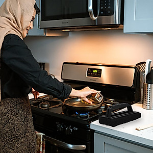 Luxshiny Flat Grill Scrubber 3pcs Grill Brush Scraper Heavy Duty Griddle Scrubber Scouring Pad Griddle Cleaning Brush for Charcoal Gas Grills Cast Iron Cookware Oven Grate Stovetop Bbq Cleaning