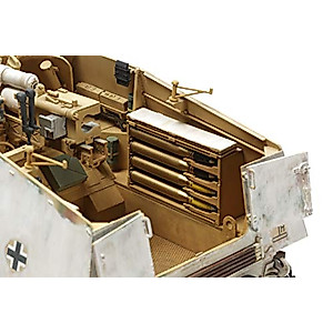 Tamiya America, Inc 35335, German Nashhorn Heavy Tank Destroyer, TAM35335 - Beige