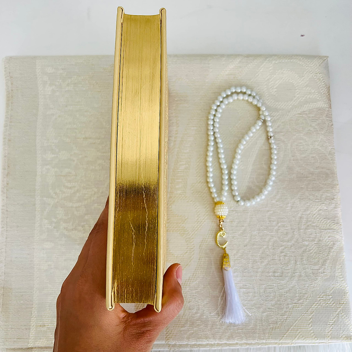 Muslim Prayer Rug,Full Arabic Thermo Leather Covered Quran(8 * 5.5 inc / 20 * 14 cm) and Prayer Beads I Perfect Islamic Gift I Muslim for Men&Women I Soft Islamic Prayer Mat | Luxury Gifts (Gold)