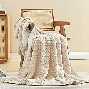 SofyCotty Sherpa Throw Blanket Soft Warm Cozy Plush Throws Blankets for Couch Sofa, Flannel Fleece Throws Geometric Knitted Pattern Blankets for Bed Living Room(50x60 inches,Ivory Beige)