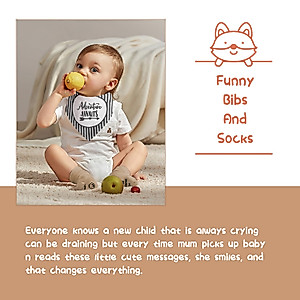 iAOVUEBY Baby Shower Gifts, Baby Gifts for Girls Boys, Unique Baby Gifts Basket Essentials Stuffs - Baby Lovey Blanket Newborn Bibs Socks Wooden Rattle & Greeting Card, Newborn Baby Gift Set