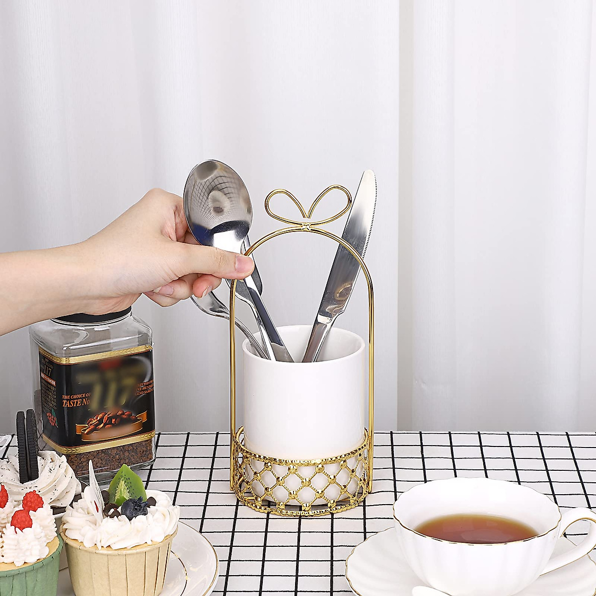 JUXYES Ceramic Silverware Holder For Tabletop, White Cutlery Holder With Golden Metal Bracket, Decorative Flatware Holder Countertop Utensil Holder Organizer for Wedding Kitchen Dining Tables