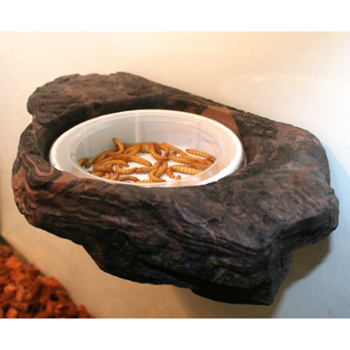 Magnaturals Small Worm Feeder Ledge Earth - Magnetic Decor