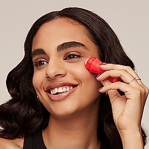 Revlon Skin Reviving Roller with Rose Quartz for All-Day Facial Reviving & Brightening, Compact & Reusable, Gentle on Skin, 1 count