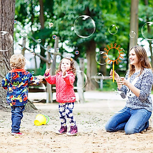 OleOletOy Giant Bubble Wand Set: Big Bubble Maker Toy for Kids and Adults with Bubble Refill, Fun Outdoor and Indoor Activity for Girls, Boys, Toddlers and Children to Enjoy