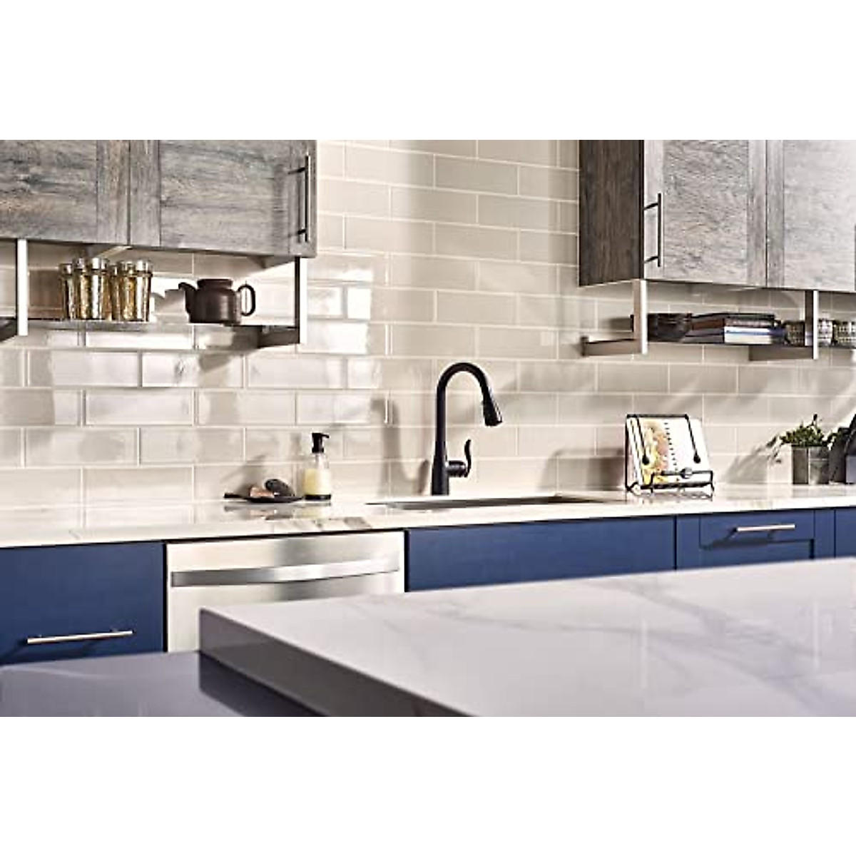 Moen Arbor Matte Black Smart Faucet Touchless Pull Down Sprayer Kitchen Faucet with Voice Control and Power Boost, 7594EVBL