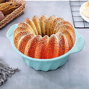 30pcs Nonstick Silicone Bakeware Set With Baking Pan, Silicone Cake Molds, Baking Sheet, Donut Pan, Silicone Muffin Pan,Cake Pan, And 24 Pack Silicone Cupcake Mold Baking Cups