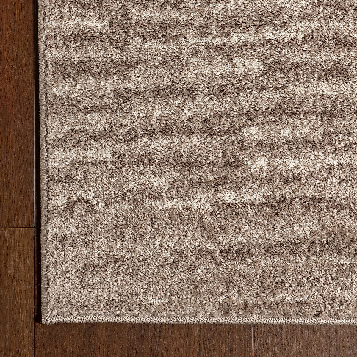 nuLOOM 4' x 6' Performance Indoor Area Rug, Non-Shed, Power Loomed High-Traffic Area Rug for Living Room, Bedroom, Home, Sherill Beige