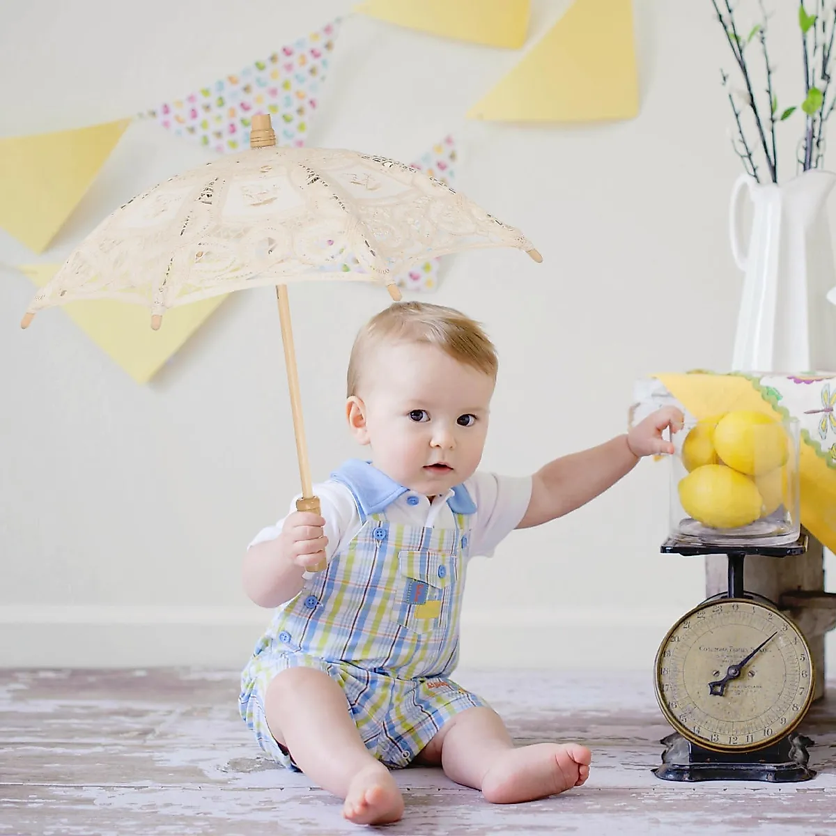 5pcs Girls Floral Photo Photography Cloth Umbrellas Decorative Flower Layout Lace Small Parasols Accessories Bride Girl Embroidery Umbrella Children Decoration Lady