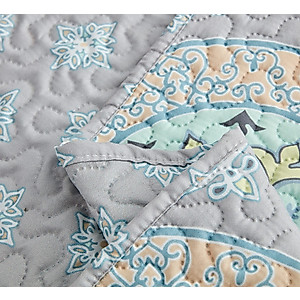 CHIXIN Boho Quilt King Size - Bohemian Chic Medallion Design - Lightweight Bedspread Coverlet Set, Ultrasonic Quilting Mandala Bedding Cover for All Season, 3 Piece, Aqua Blue