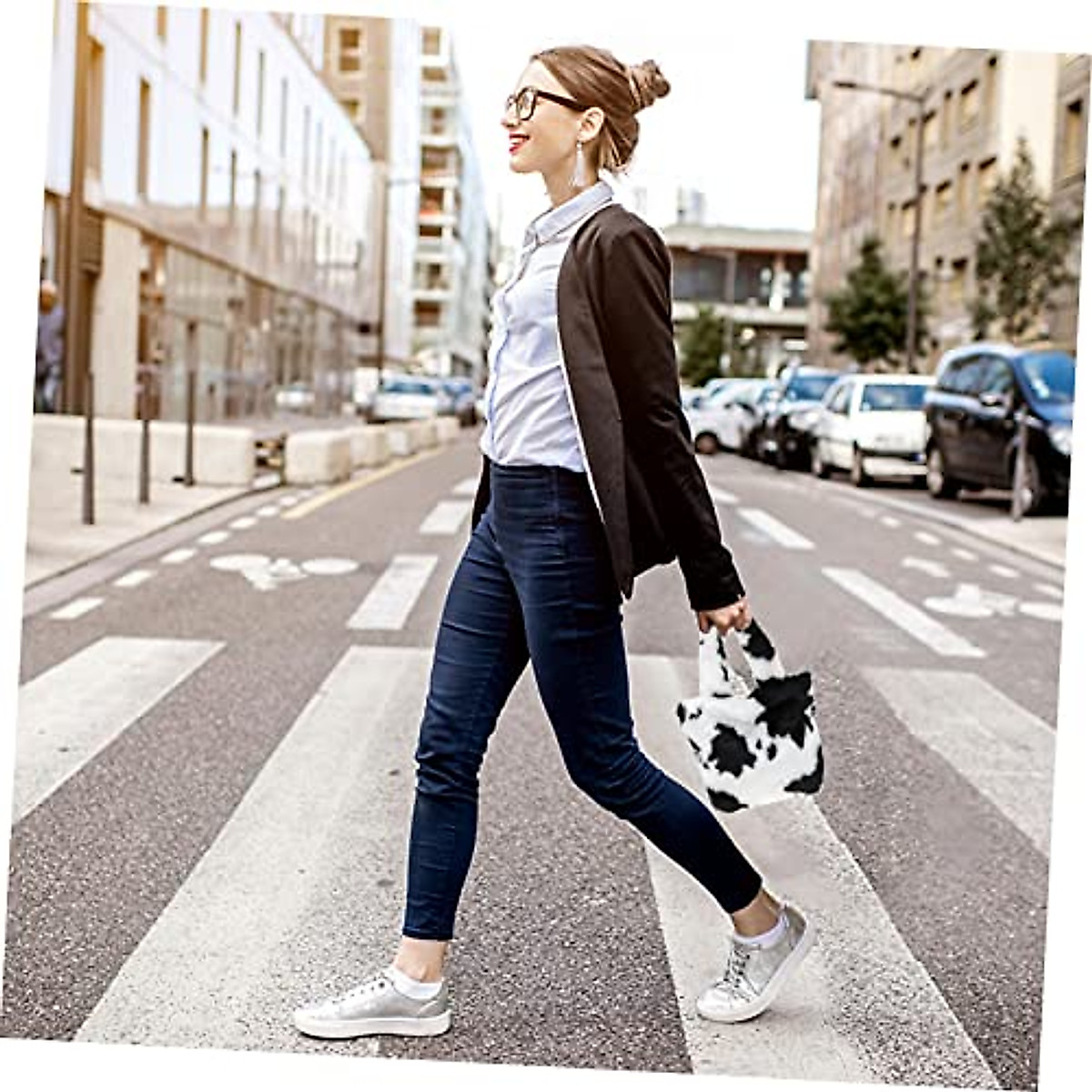 VALICLUD 1pc White Women's Leisure Fashion- Winter Bag Handbag Black Fluffy Warm Cow Tote Hobo One-shoulder Gifts Shopping Women New Print Daily Bucket Faux Comfortable Armpit Handbags