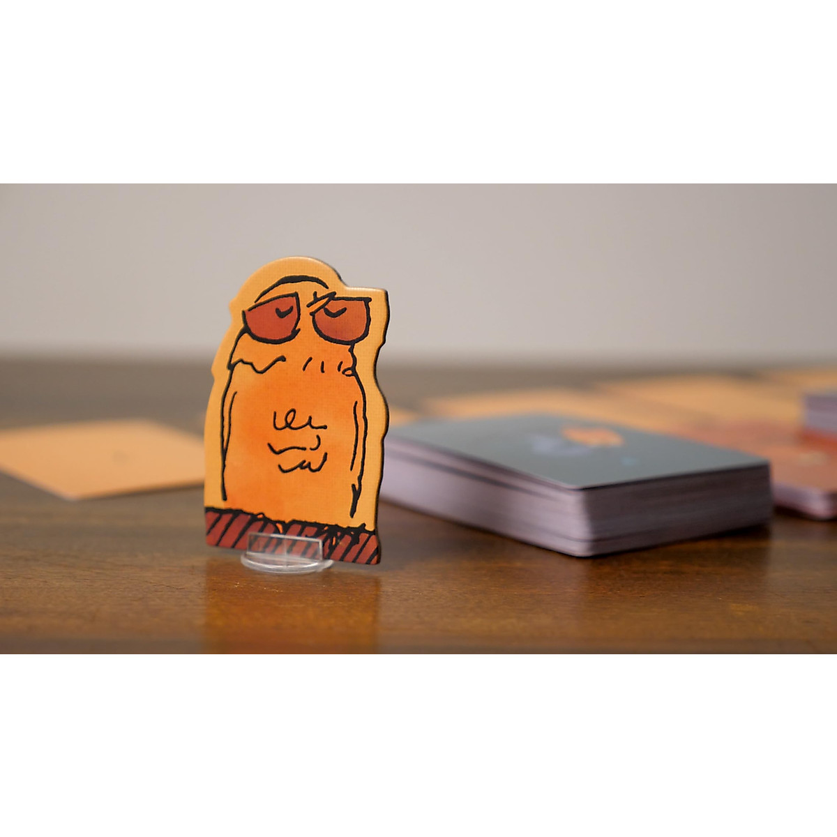 Smug Owls Card Game - A Hilarious & Creative Riddle-Solving Party Game for Kids and Adults | Fun for The Whole Family | 8+ | 15-20 min | 3-15 players