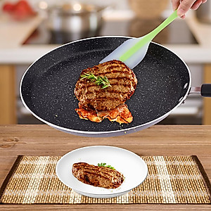 OTJENL Nonstick Crepe Pan, 11 Inch Griddle Pan with Scraper & Oil Brush, Griddle Pancake Pan Tortilla Pan, for Cooking Eggs, Frying, Grill, Omelettes, Easy Clean