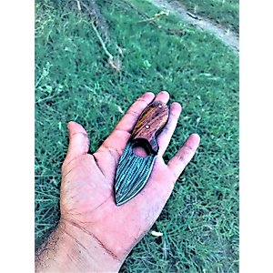 SDM Custom Handmade Hunting Knife Bush craft Knife Damascus Steel Survival Knife EDC 5'' Overall Walnut Wood With Sheath