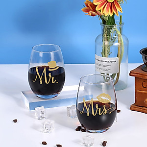 Jogskeor Mr and Mrs Wine Glasses, Stemless Wine Glasses 15oz, Wedding Anniversary Valentine's Day Engagement Birthday Christmas Gift for Bride and Groom, Couples, Mr Mrs