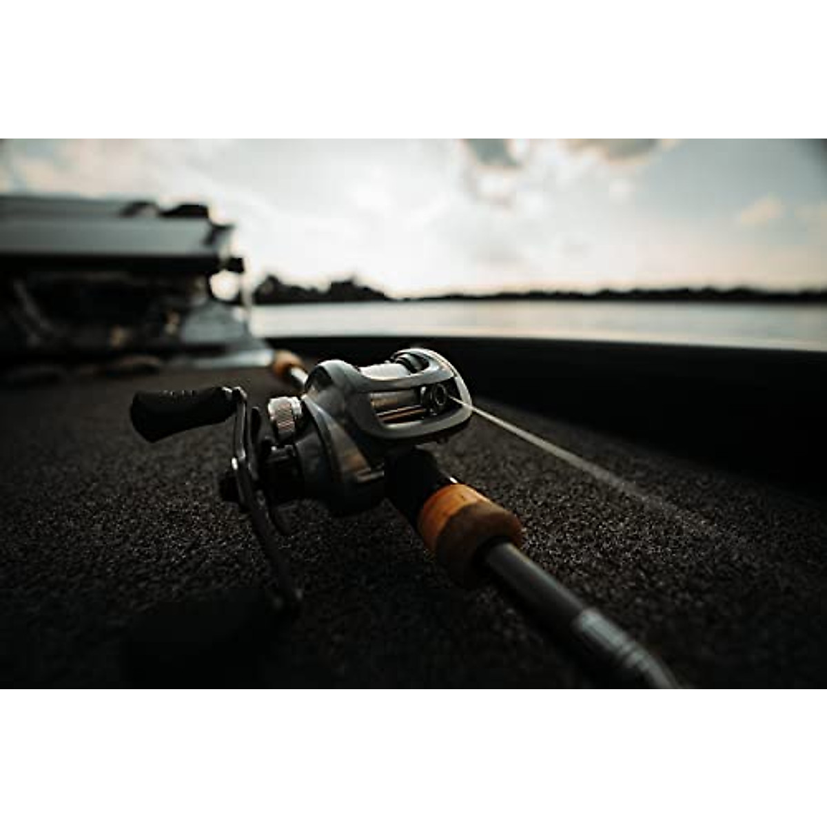 13 FISHING - Inception Slide Baitcast Reel - 8.1:1 Gear Ratio - Left Hand Retrieve (Fresh+Salt) - INSLD2-8.1-LH, Gray