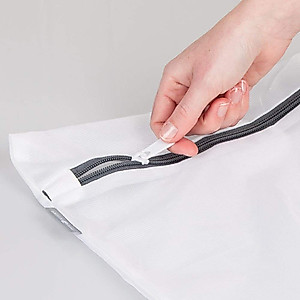 iDesign Mesh Laundry Bag with Built in Zipper for Delicates – Medium, 12" x 16", White