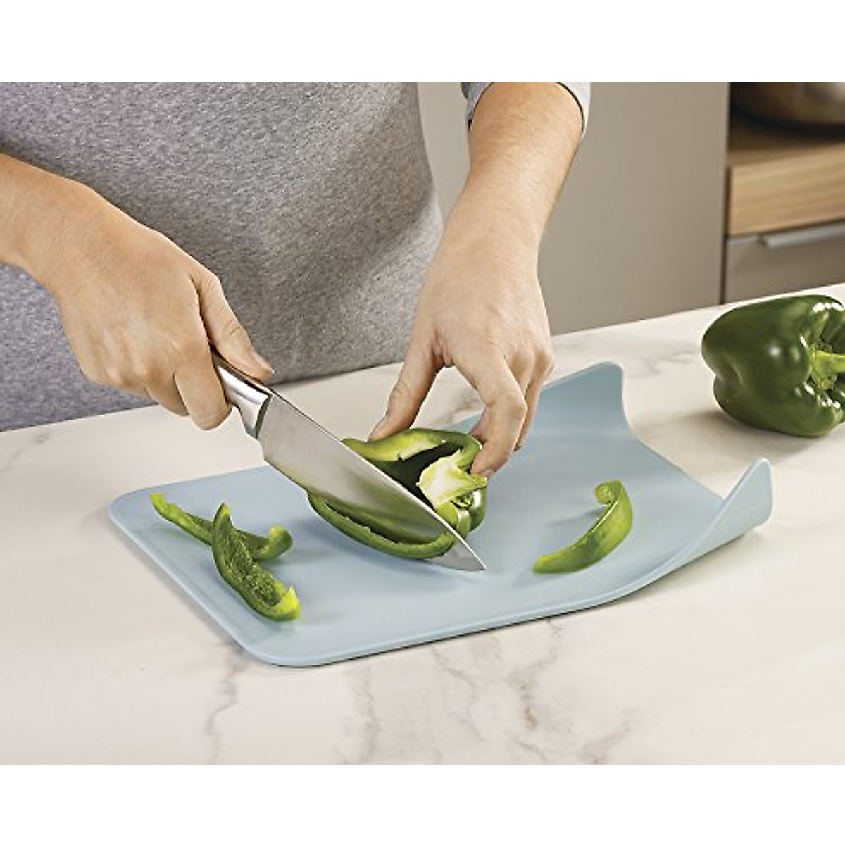 Joseph Joseph Nest Chop Set of Nesting Plastic Cutting Boards 13.25-inch x 10-inch Chopping Board Kitchen Prep Mat with Curved Edges 3-piece.