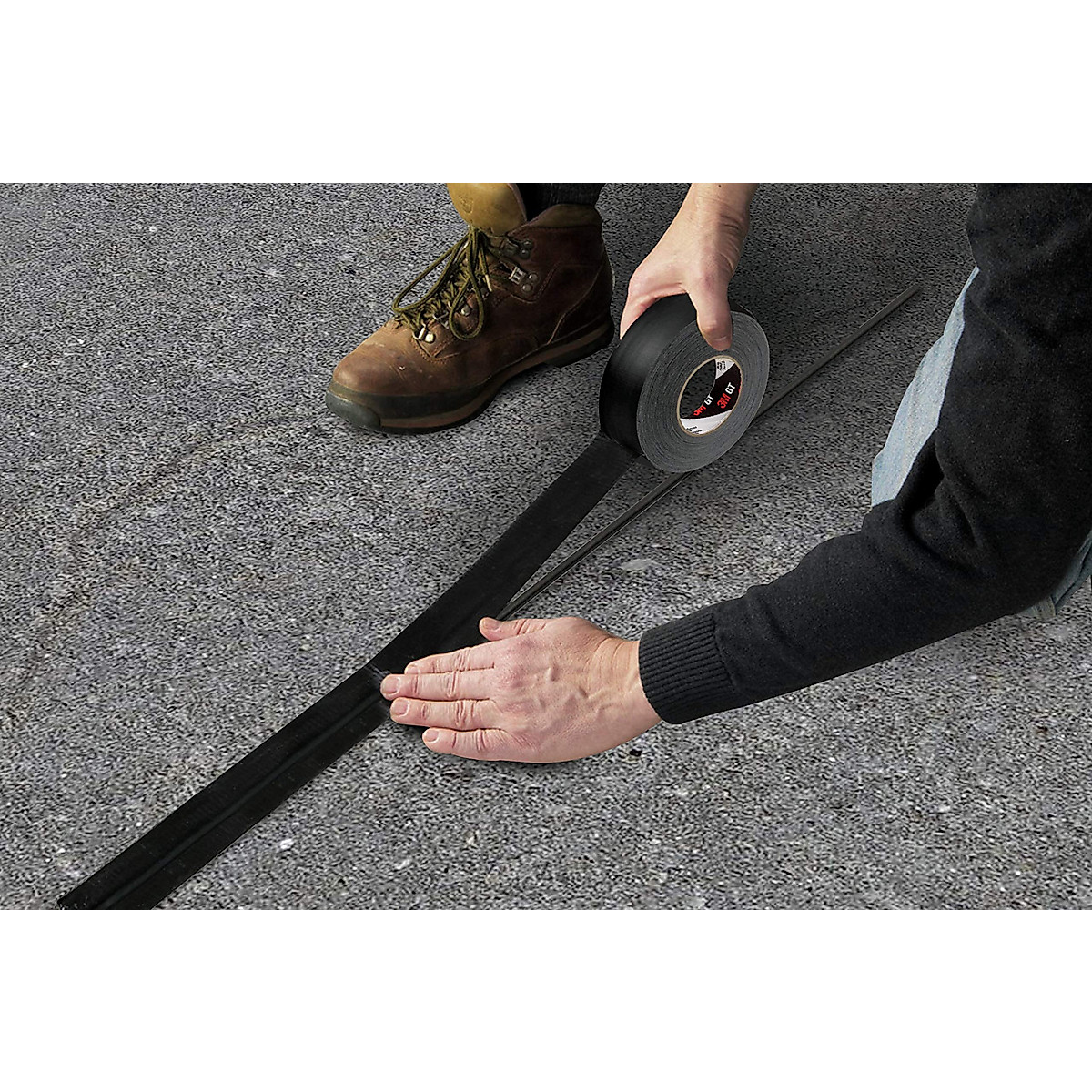 3M Premium Matte Cloth (Gaffers) Tape GT2, High-Strength, Indoor/Outdoor Use, Black, 48 mm x 50 m, 11 mil, 1 Roll, 98514