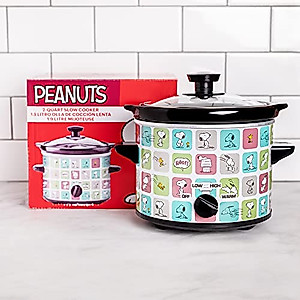 Uncanny Brands Peanuts 2 Quart Slow Cooker- Snoopy & Woodstock Appliance