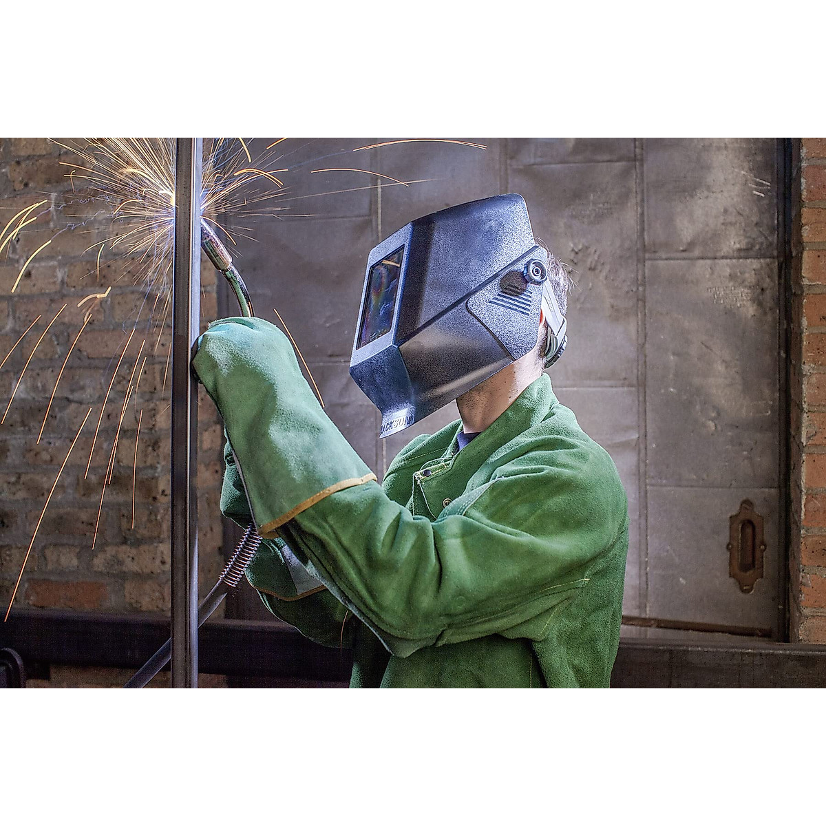 Jackson Safety Welding Helmet - Digital Auto Darkening Filter - Welding Hood For Men And Women - 4 Sensors - Black - 46129