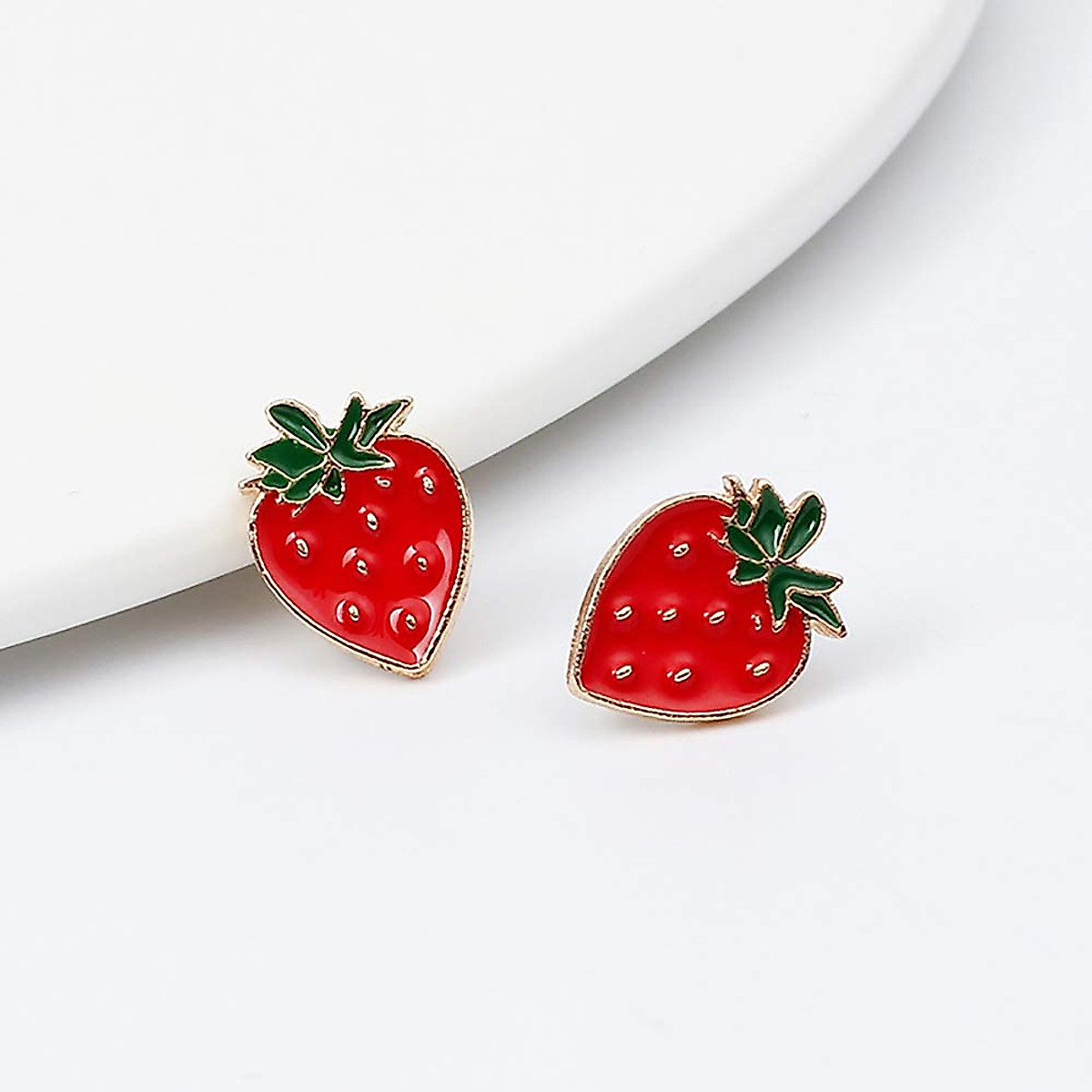 VEINTI+1 New Summer Cut Fruit Earrings Strawberry Jewelry Creative Funny Lifelike Fruits Red Earrings Ear Studs for Women(Strawberry)