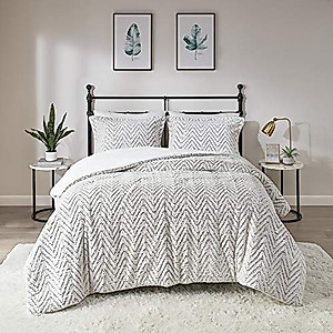Madison Park Adelyn Ultra Soft Plush Faux Fur Chevron 3 Pieces Bedding Sets Bedroom Comforters, King/Cal King, Ivory