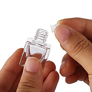 4 Packs Car Essential Oil Diffuser Empty Square Perfume Bottles Hanging Diffuser Bottle Air Fresher Ornament Rearview Mirror Decor (Black)