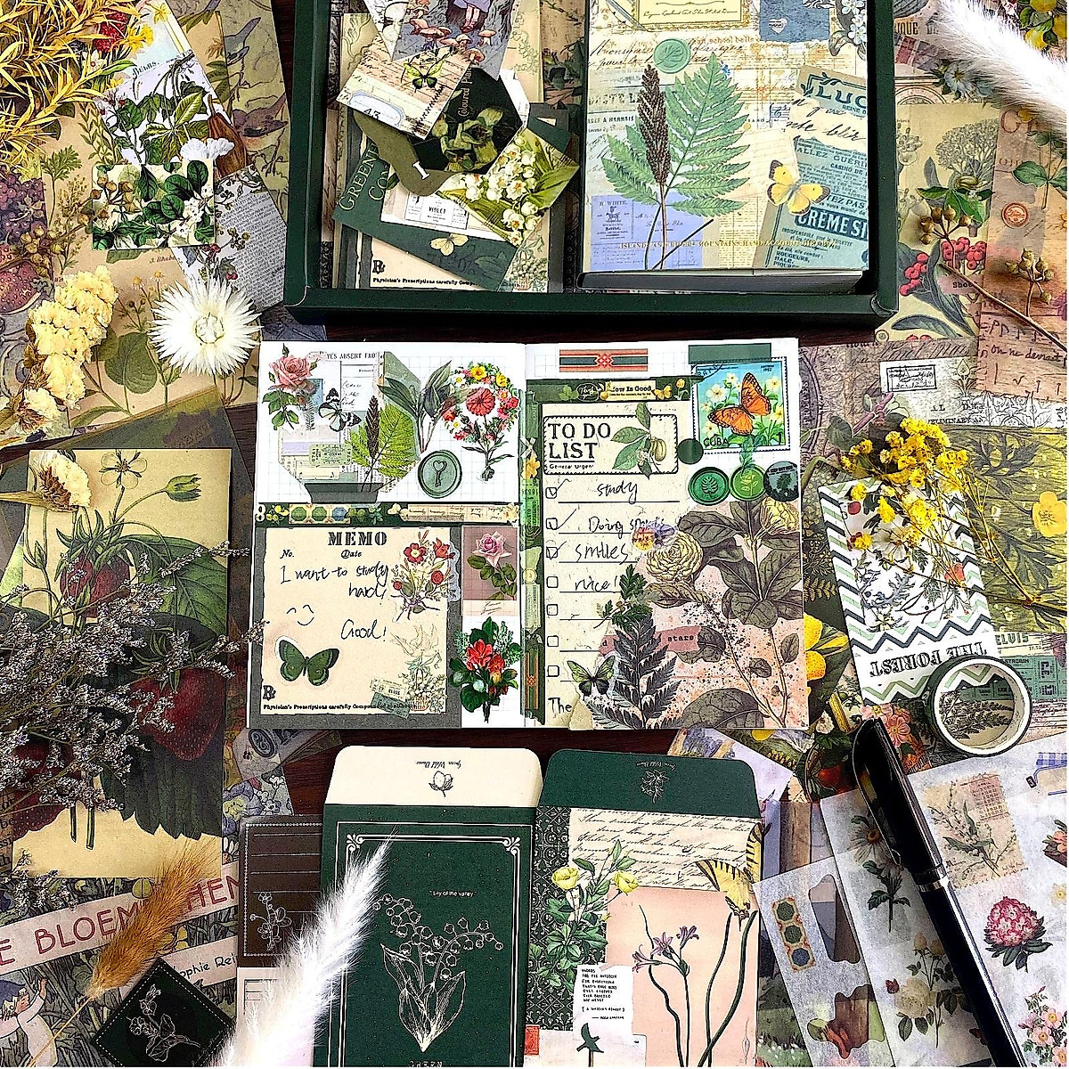LCLAIDYDY Scrapbooking Supplies Kit,Vintage Botanical Aesthetic Scrapbook Kit,Bullet Junk Journal Kit with Journaling,A6 Grid Notebook,Stationery,Flower DIY Craft Gift for Teen Girl Women