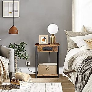TUTOTAK End Table with Charging Station, Set of 2 Side Table with 2 USB Ports and 2 Outlets, 21.8”H 2-Tier Nightstand with Storage Shelf, Sofa Table TB01BB029