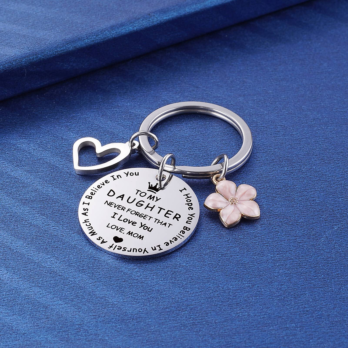 to My Daughter Keychain Gifts, Inspirational Graduation for Daughters from Mom, Sweet 16 18th 21st Birthday I Love You Keychain for Teen Girls