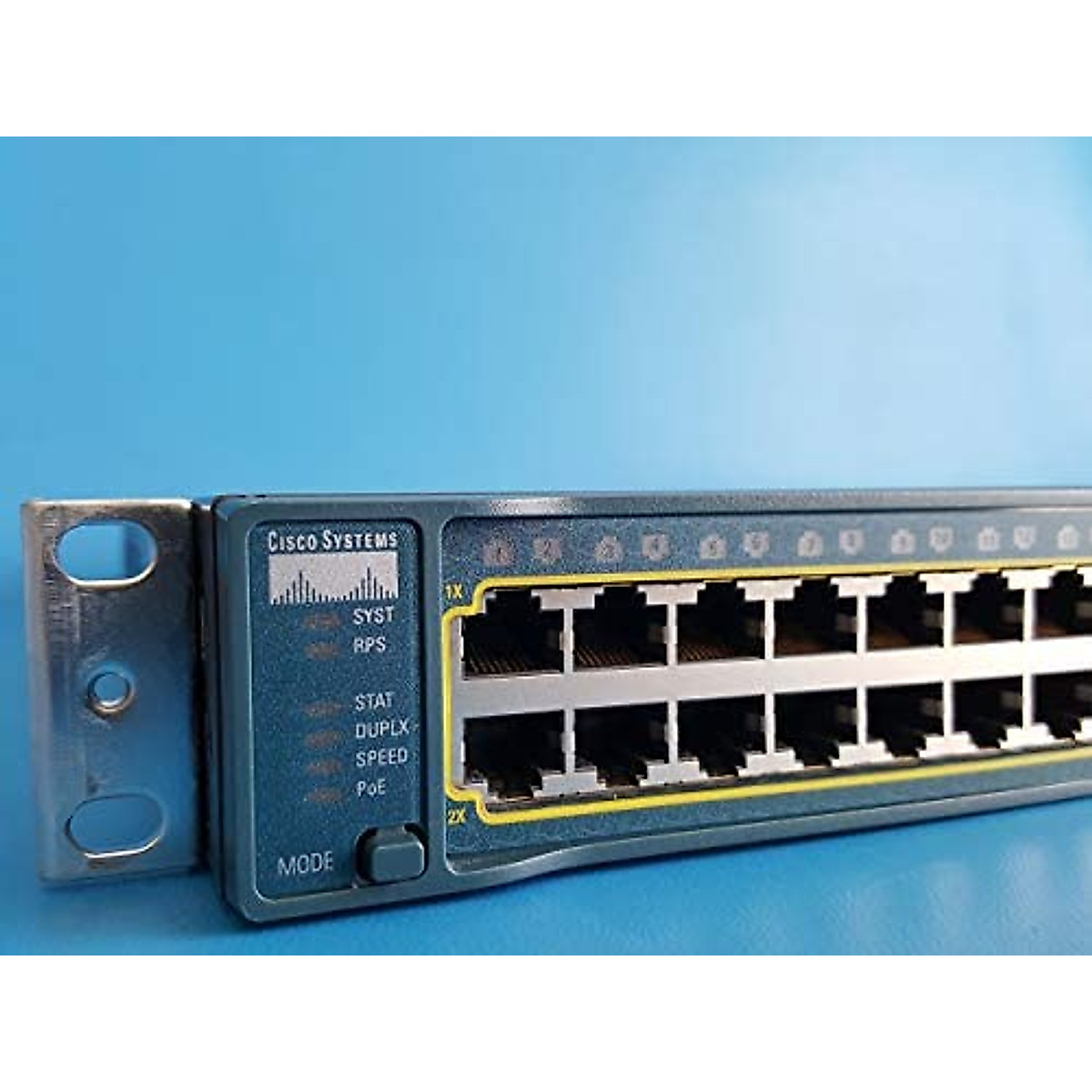 Cisco WS-C3560G-48PS-S 48-Port PoE 3560G Gigabit Switch (Renewed)