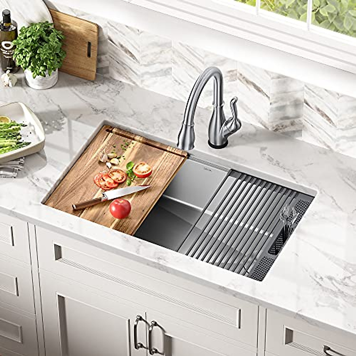 DELTA 95B932-32S-SS Lorelai Workstation Kitchen Sink Undermount Stainless Steel Single Bowl with WorkFlow Ledge and Chef’s Kit of 6 Accessories