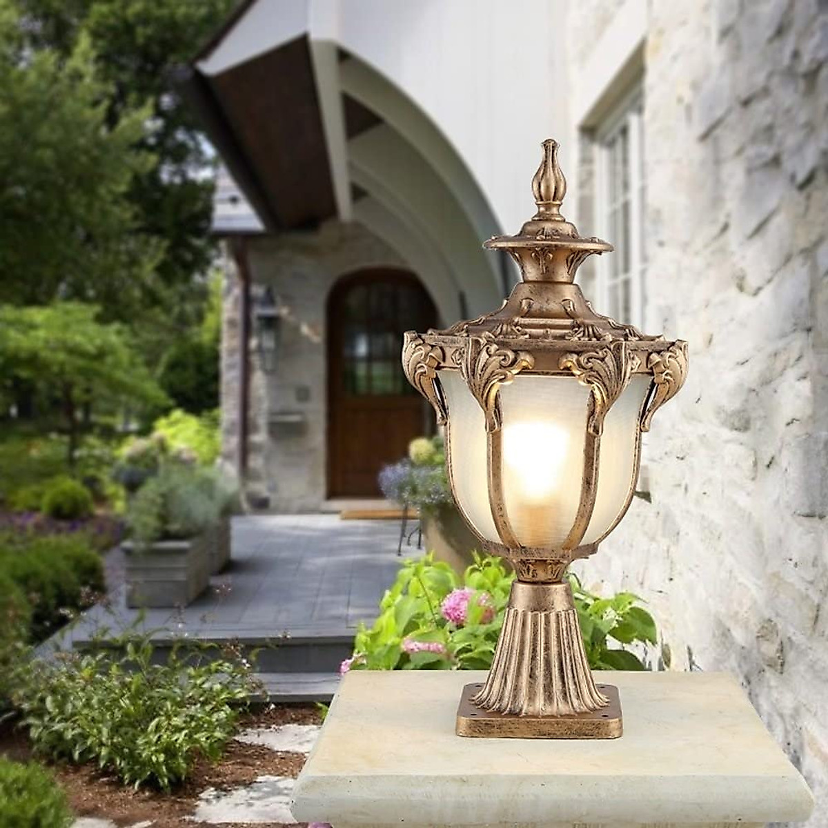 MODEBHD Waterproof European Victoria Decoration Glass Lantern Outdoor Pillar Lamp Column Light Table Lamp Lawn Garden Lights Aluminum Street Post Light Courtyard Garden Terrace E27 Pillar Lights
