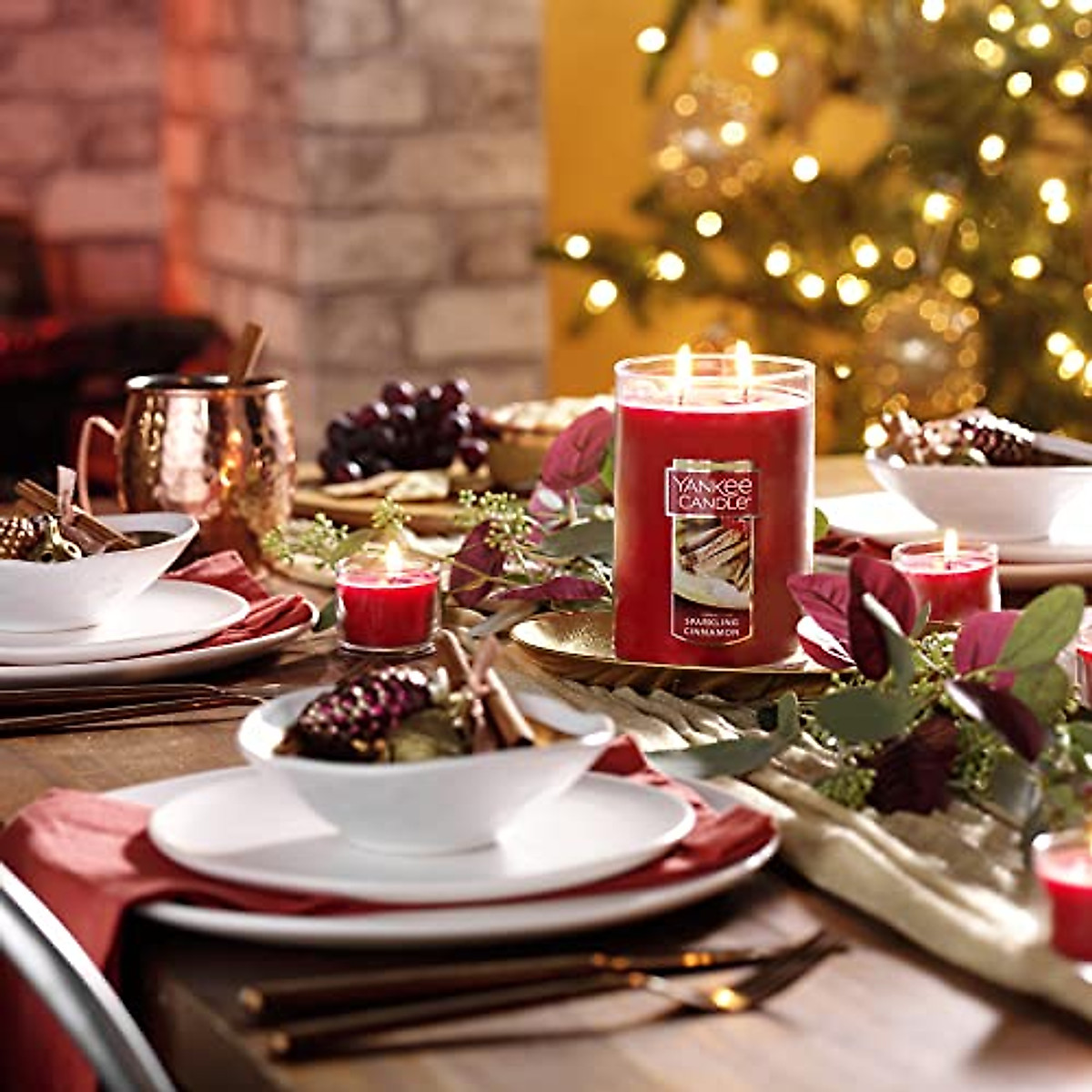Yankee Candle Sparkling Cinnamon Scented, Classic 22oz Large Tumbler 2-Wick Candle, Over 75 Hours of Burn Time