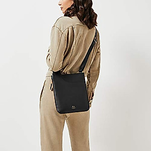 RADLEY London Womens Pockets Medium Zip Around Leather Crossbody Medium Black