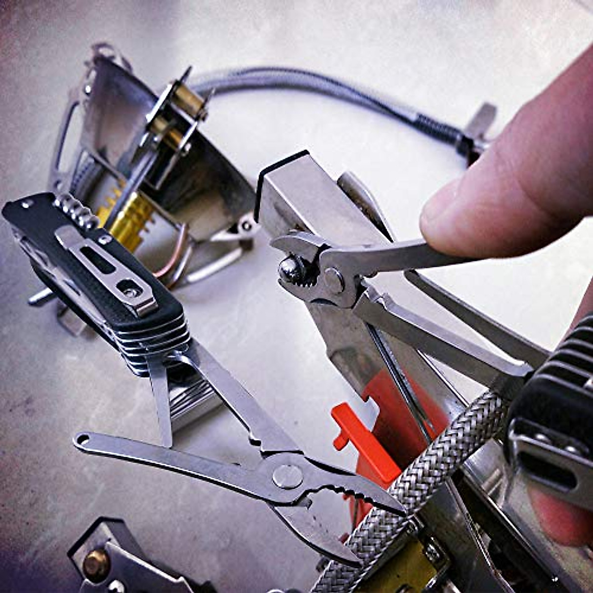 Ruike Multitool Small Pocket Knife for men Folding Camping Knife EDC Utility Outdoor Gear 17c27 Cool Steel Screwdriver LD51