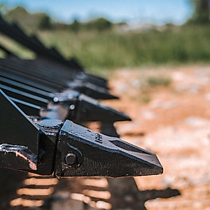 Titan Attachments 60in Fine-Grade Skeleton Rock Bucket with Bolt-On Teeth, Skid Steer Quick Tach, Reinforced Side Cutters