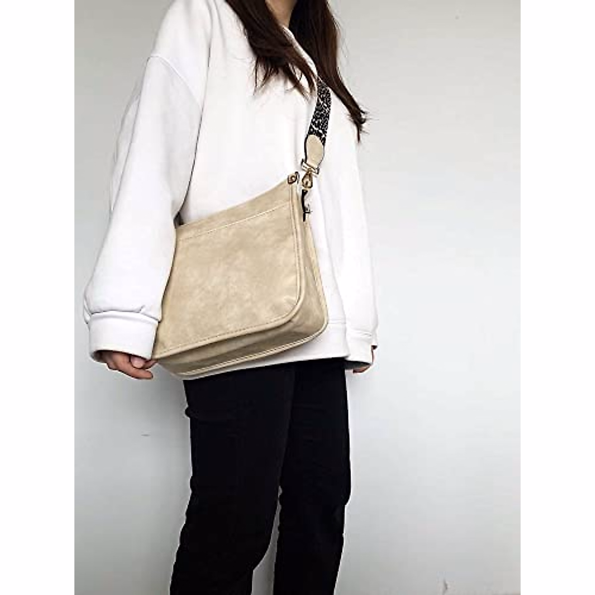 HAIBOLAN Women's Leopard Adjustable Guitar Strap Crossbody Leather Purse Shoulder Bag Bucket Cross-body Purse (A-Beige)