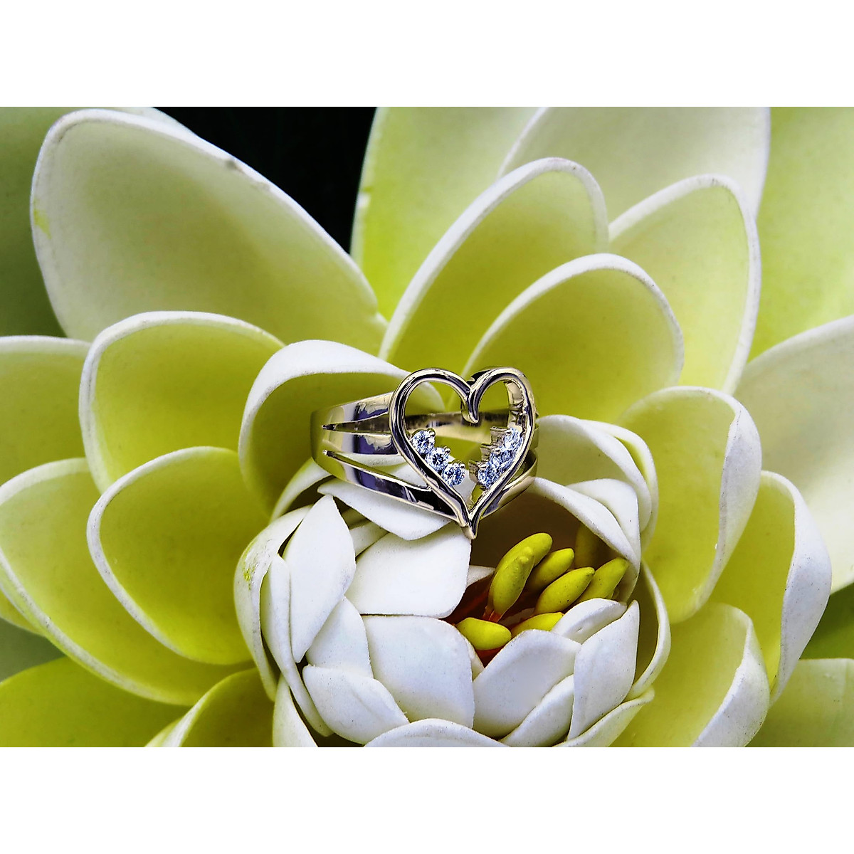 Dazzlingrock Collection 0.18 Carat (ctw) 18K Round White Diamond Cocktail Heart Right Hand Ring, Yellow Gold, Size 5