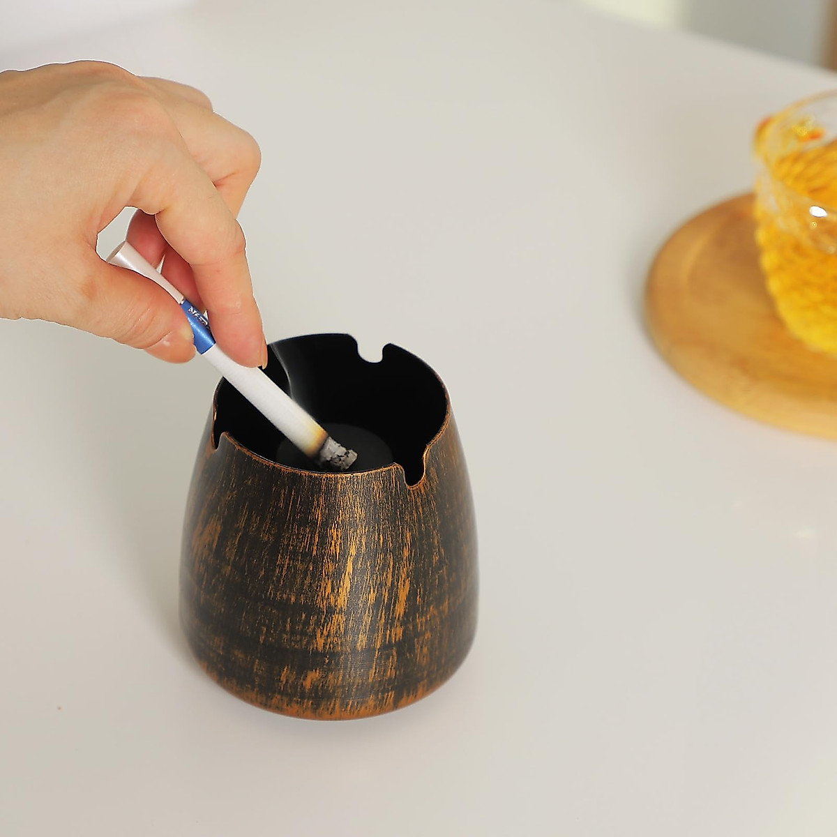 Ashtray with Lid for Cigarette, Iron Smokeless Odorless Windproof Ashtrays, Ashtray for Weed, Portable Ash Tray for Home Outside Patio Outdoor (Small)