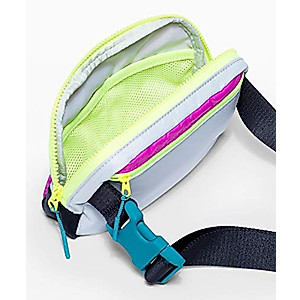 Lululemon Everywhere Belt Bag 1L (Highlight Purple/Vapor/Intense Teal)