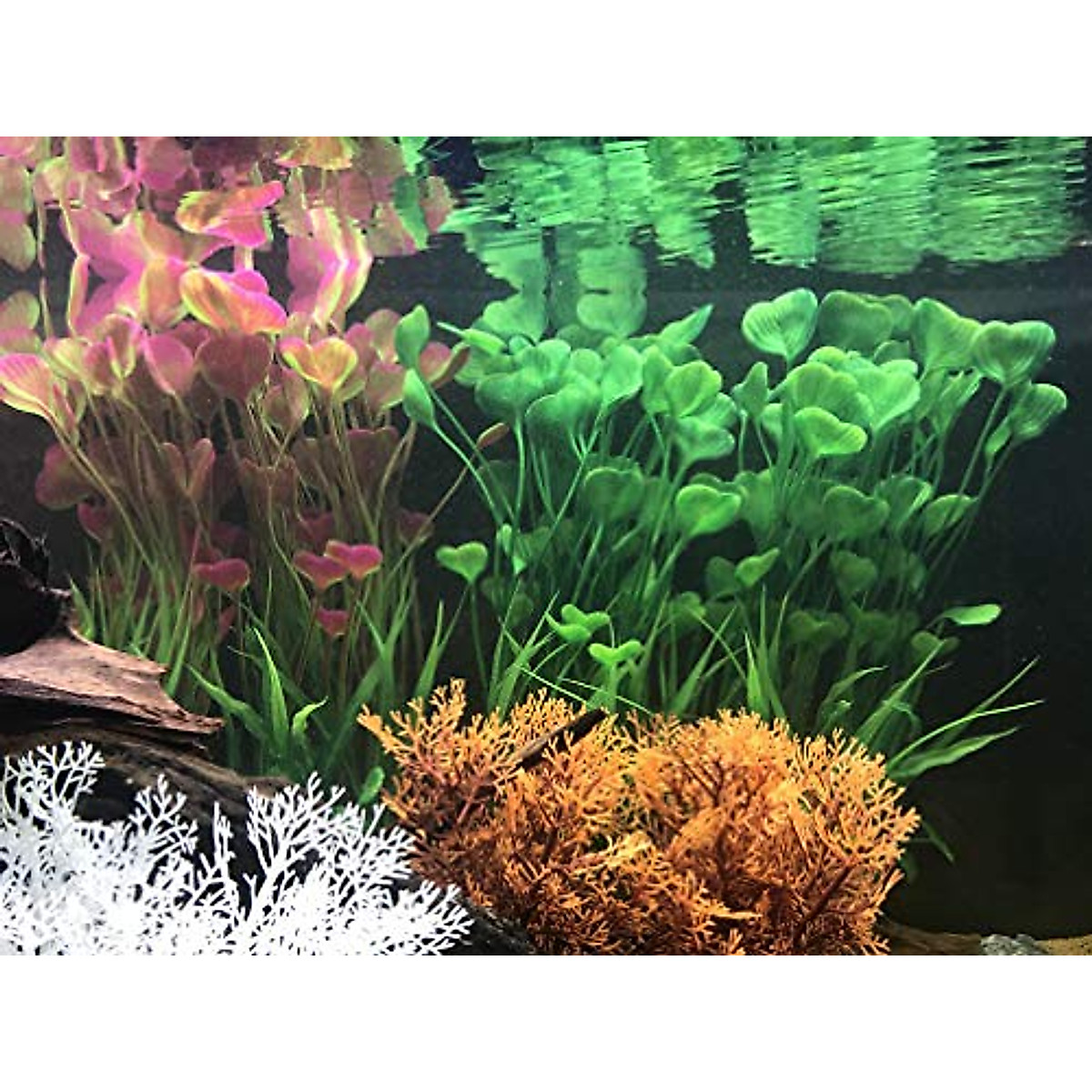 2 Pcs Artificial Green Water Plants, Fish Tank Aquarium Decorations, Made of Soft Plastic